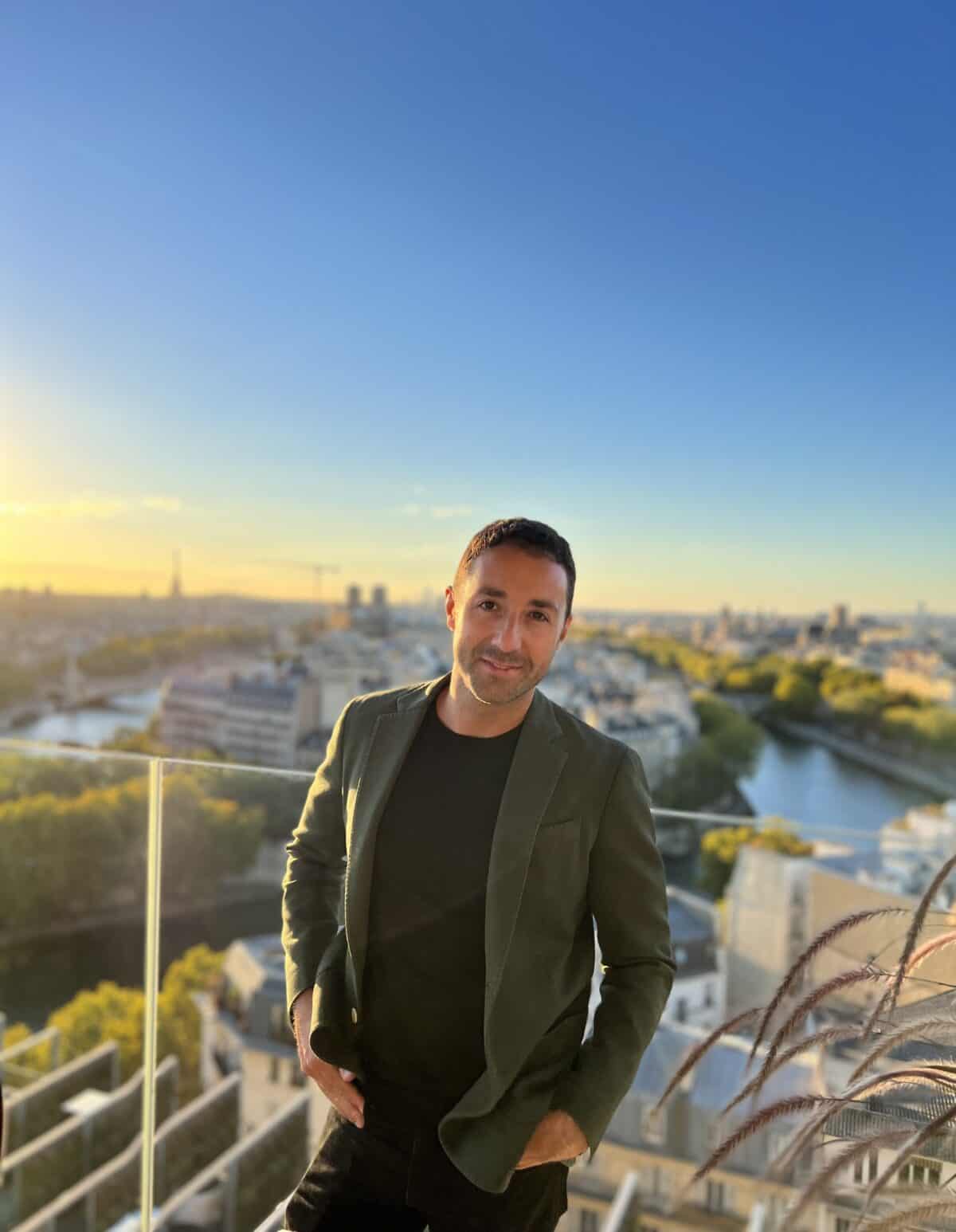 Indonesia – Departure Lounge